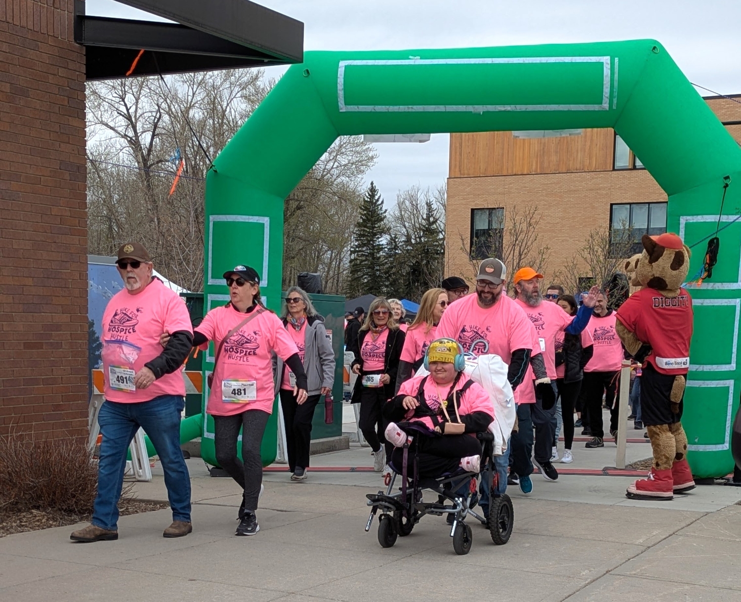 Gallery: Hike for Hospice Hustle sees record attendance and funds ...