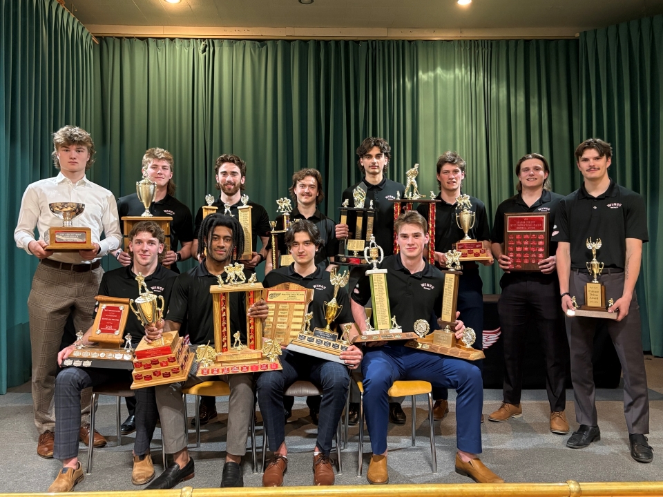 Red Wings hand out year-end awards - DiscoverWeyburn.com - Local news ...