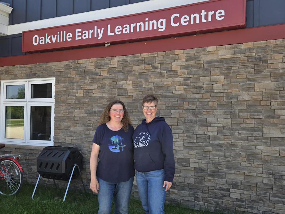 Oakville Early Learning Centre director bids farewell as new leader ...