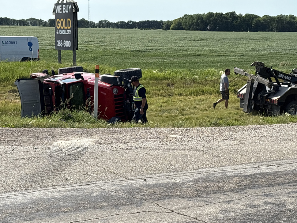 Emergency crews respond to serious crash on Highway 59 ...