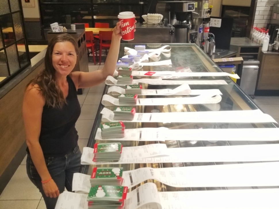 Lac du Bonnet woman starts gift card drive for wildfire crews ...