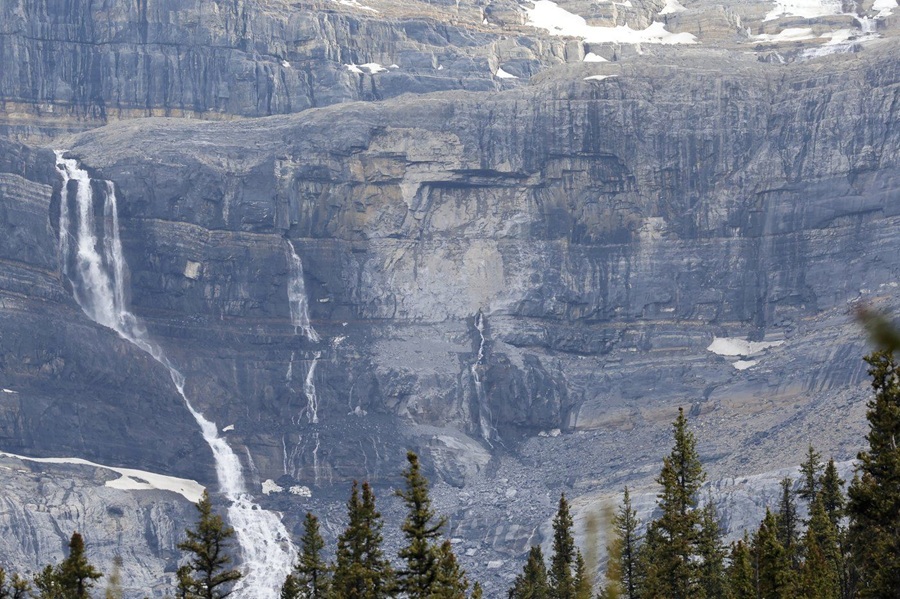 Searchers recover second body after rockfall near Banff National Park ...