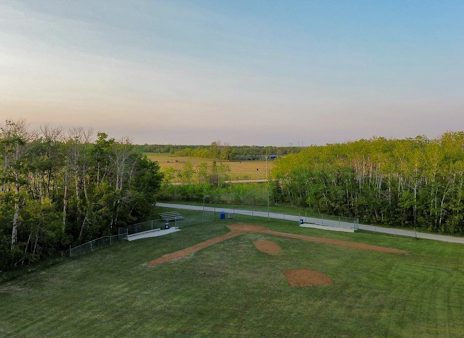 Fundraising hits a home run for Woodlands ball fields - PortageOnline ...