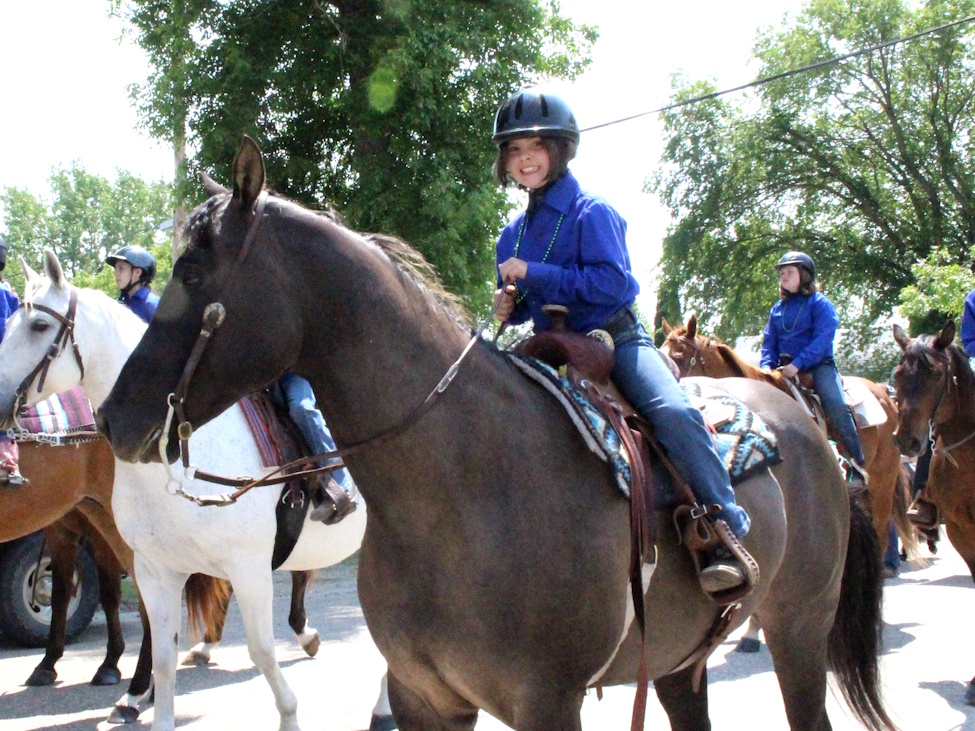 4-H Zone Rally parade brings smiles to Boissevain - DiscoverWestman.com ...