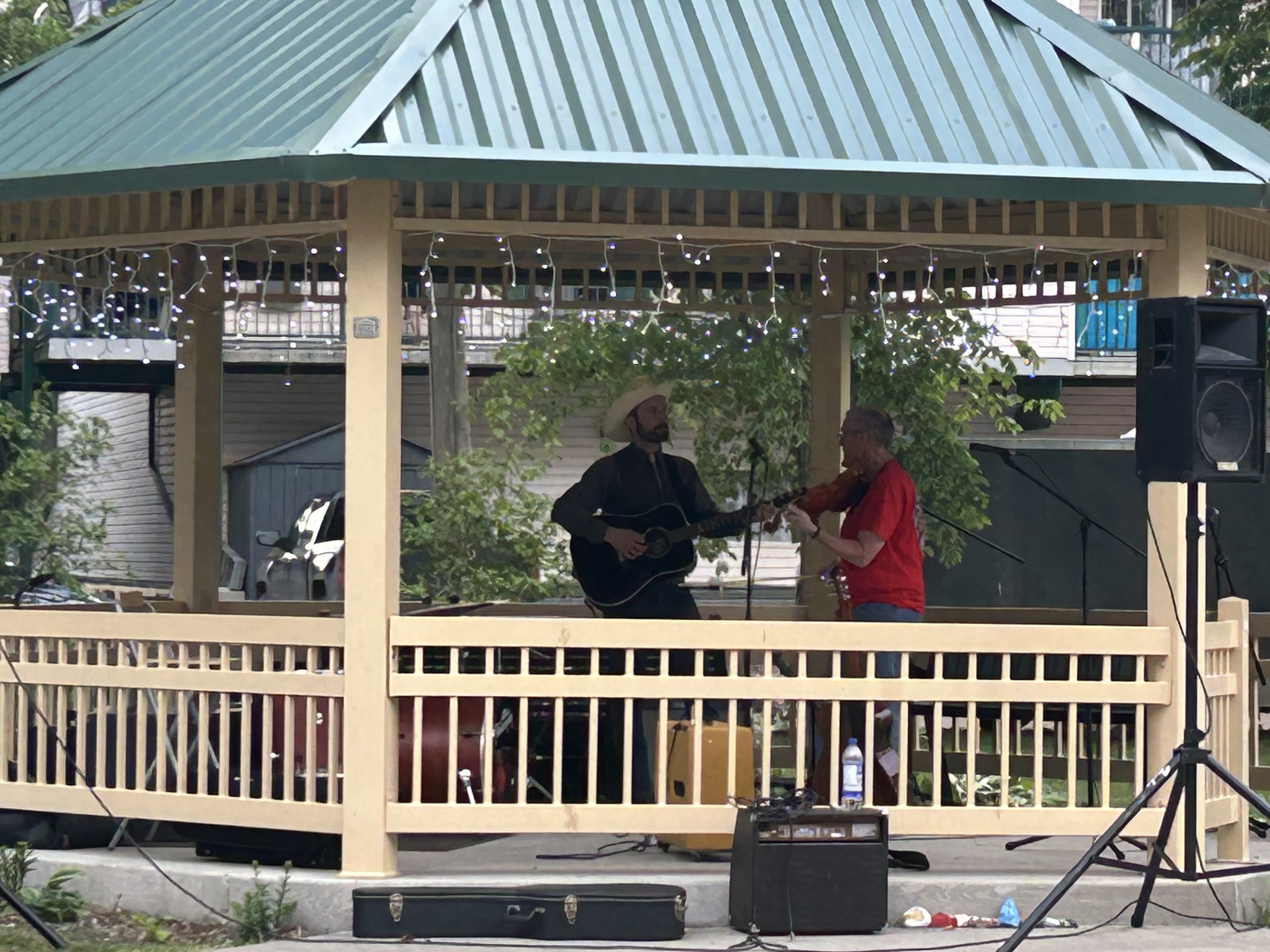 Sights and sounds from the 2025 Summer Sizzler Kickoff Concert ...