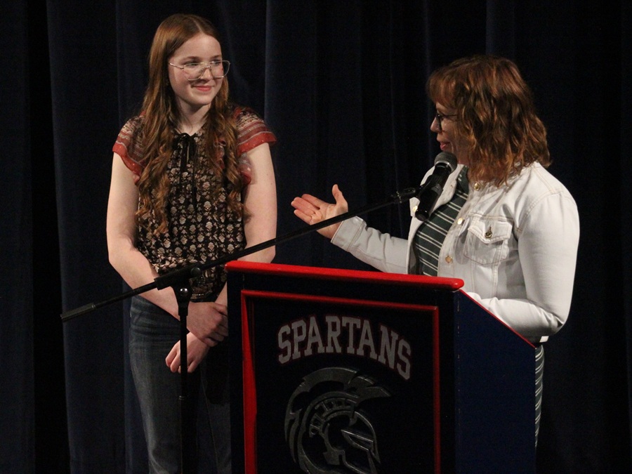 Strathmore High School celebrates students through annual awards night ...