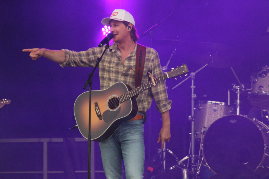 Cooper Alan hits the stage at Cowboy Town Concert - StrathmoreNow.com ...