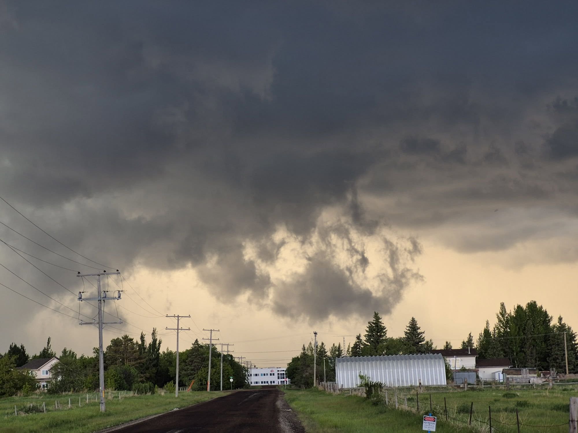 Thunderstorm brings heavy rain, hail, and funnel cloud report near ...
