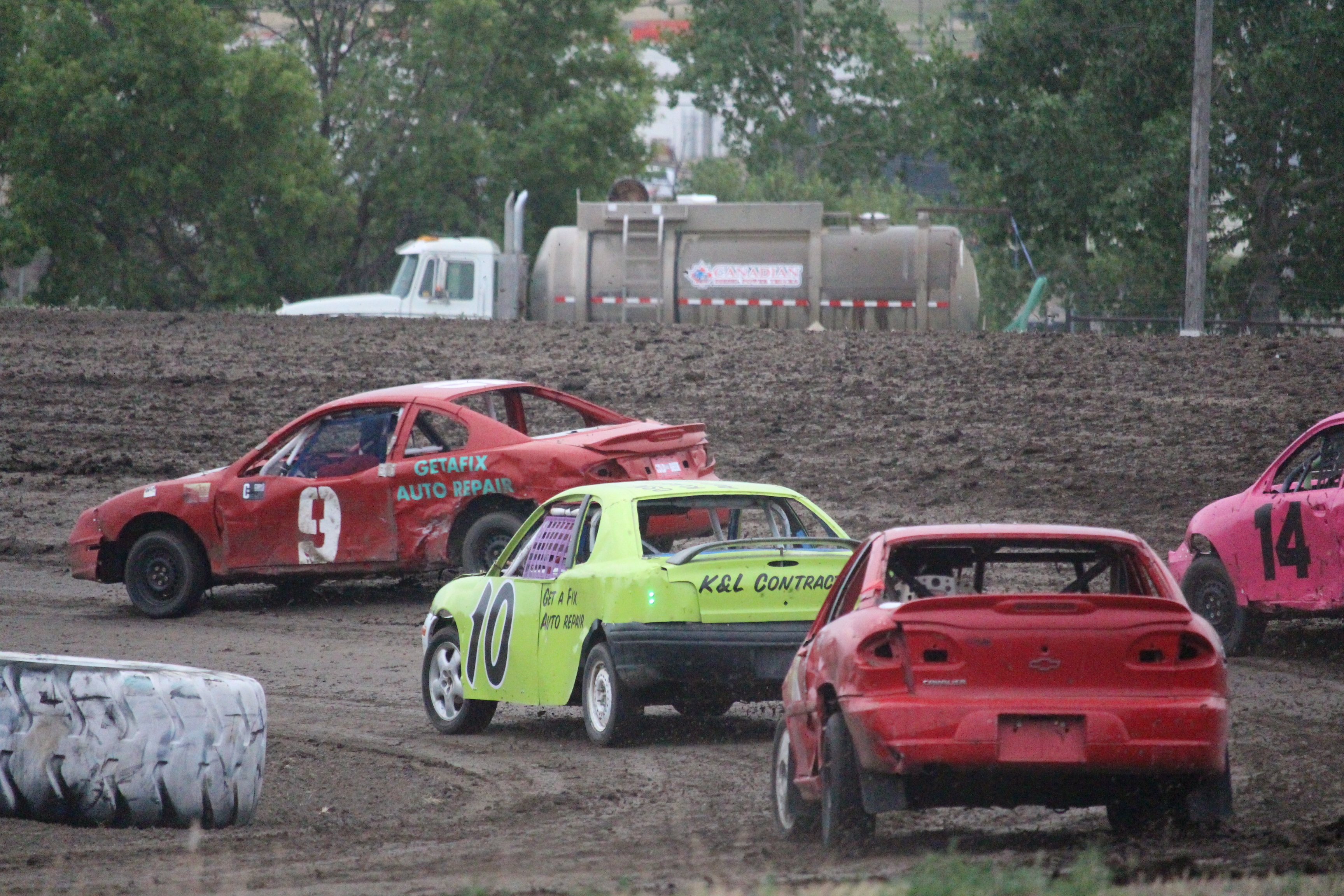 Stock cars race against weekend rain - SwiftCurrentOnline.com - Local ...