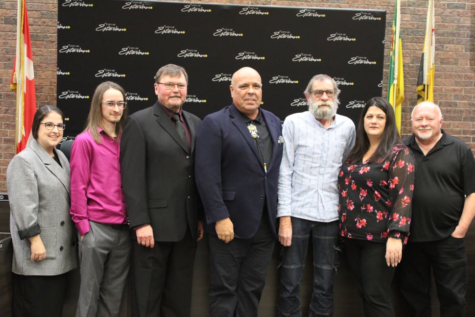Formal or Casual: councillors discuss prospective dress code for City ...