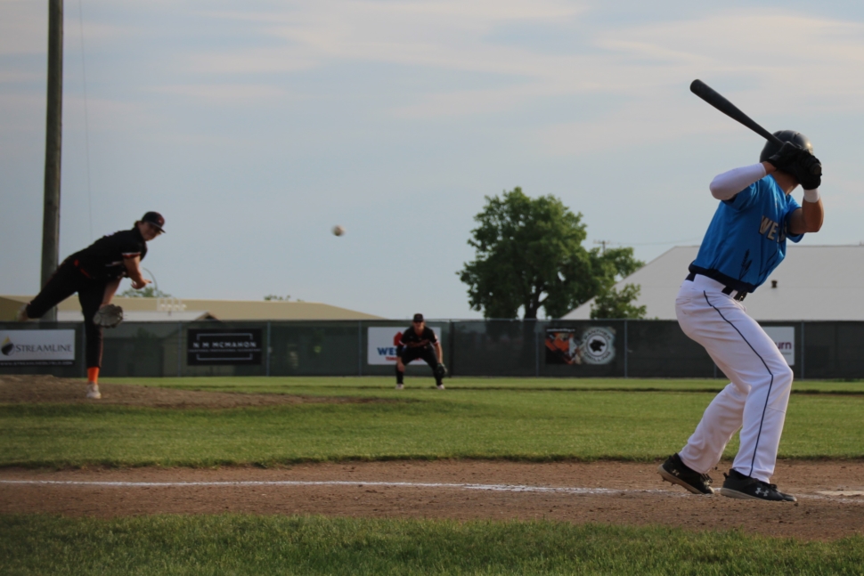 Beavers fall to Swift Current in slugfest Saturday night ...