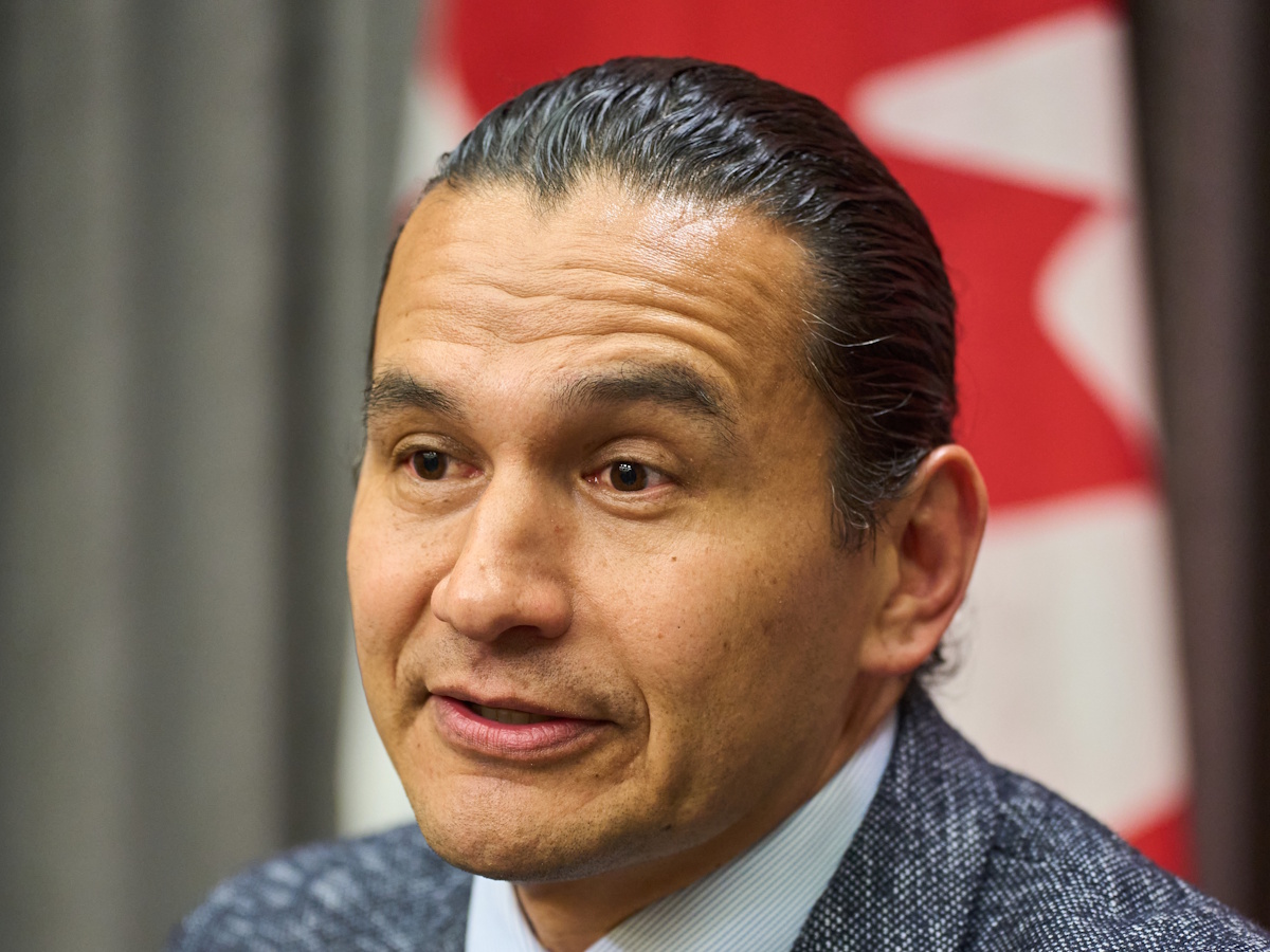 Manitoba premier agrees to support reconstruction in region of war-torn ...