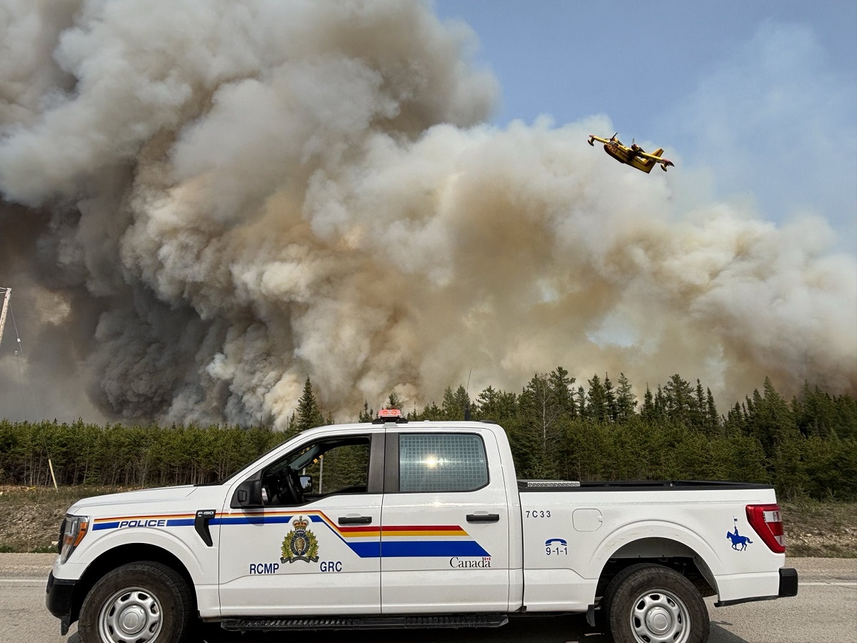 Wildfire contained near Flin Flon, Man.; Saskatchewan hamlet ordered to ...