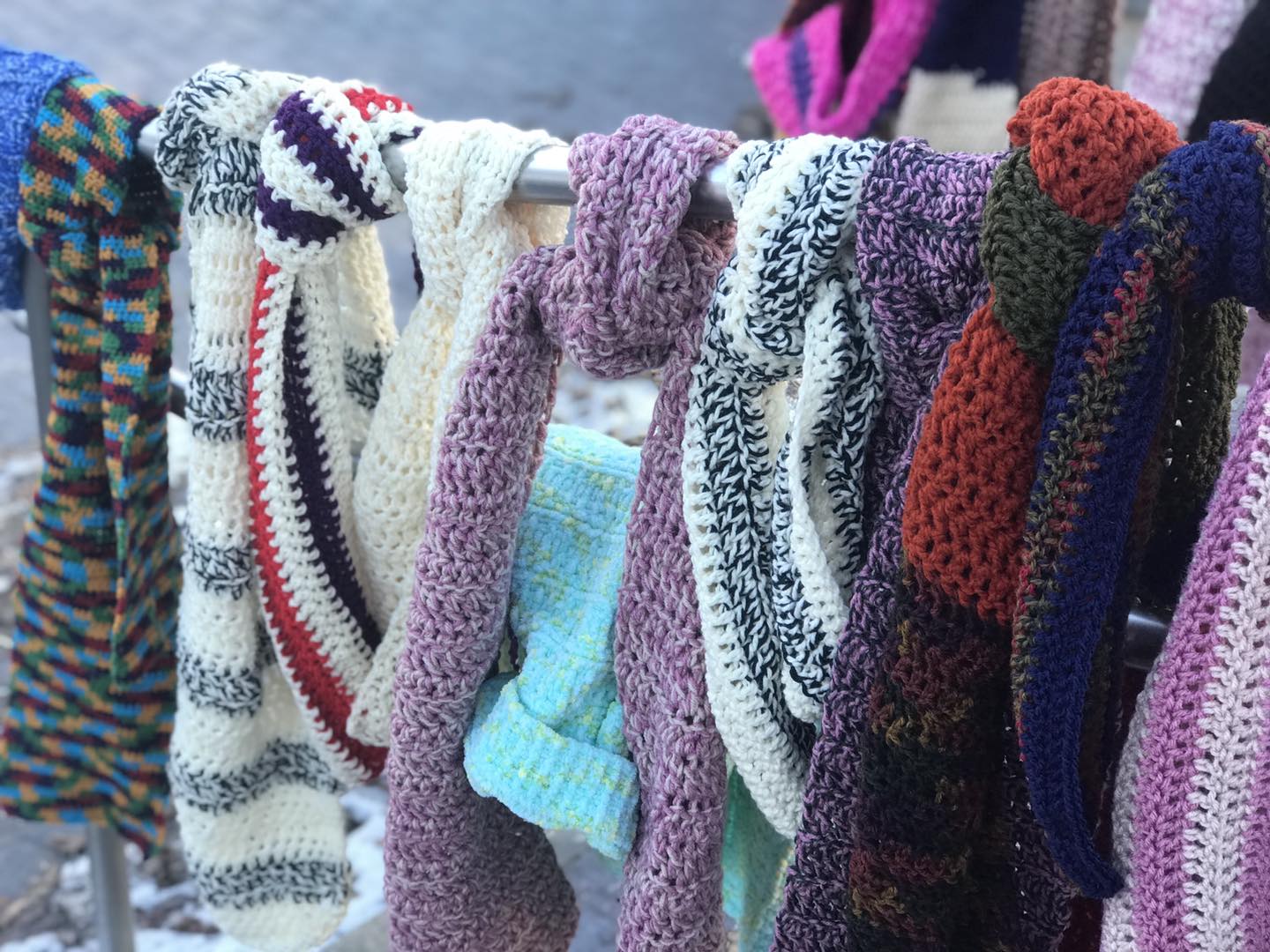Winnipeg knitters to gather at Assiniboine Park for worldwide event - CHVNRadio: Southern ...