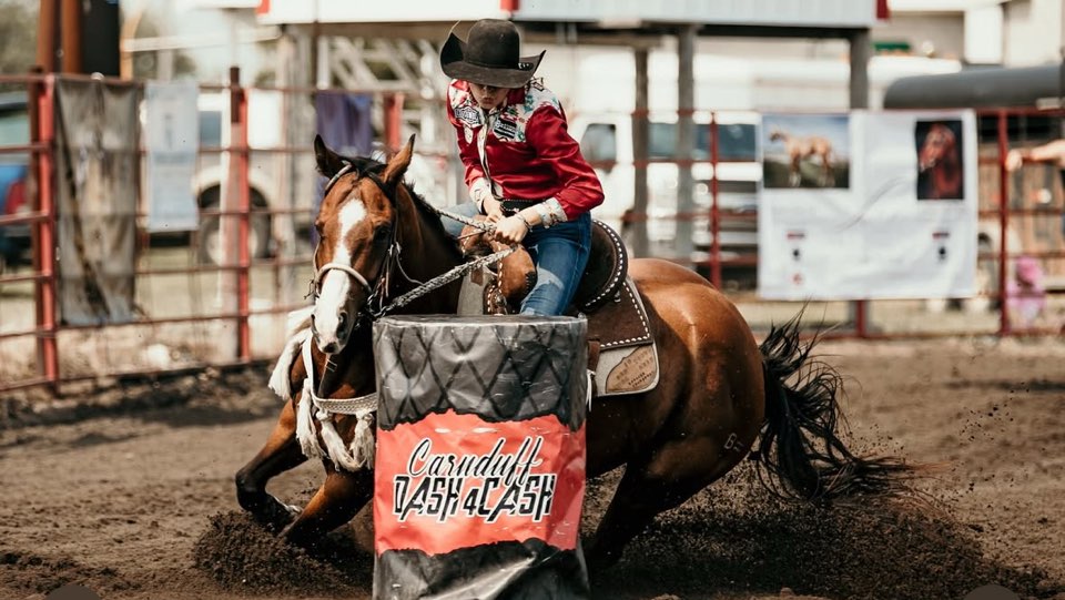 Barrel racing sensation Melayna Lockie loving life from the back of a ...