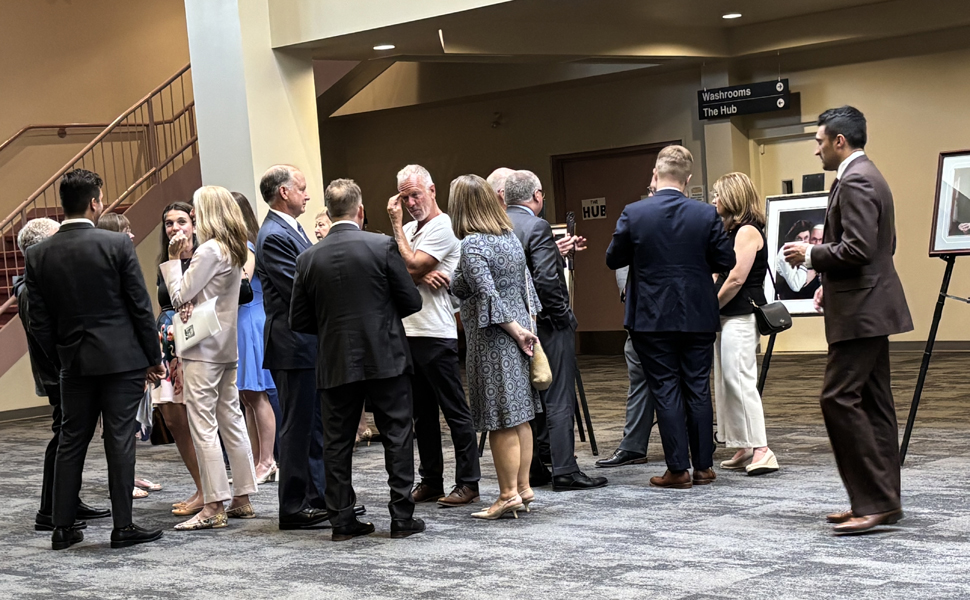 Jake Epp honoured in celebration of life service in Steinbach ...