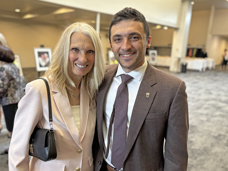 Jake Epp honoured in celebration of life service in Steinbach ...