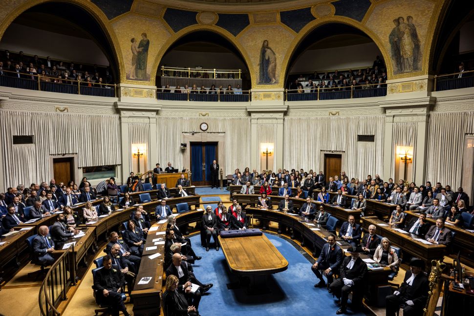 Manitoba cabinet minister did not break conflict law, ethics report ...