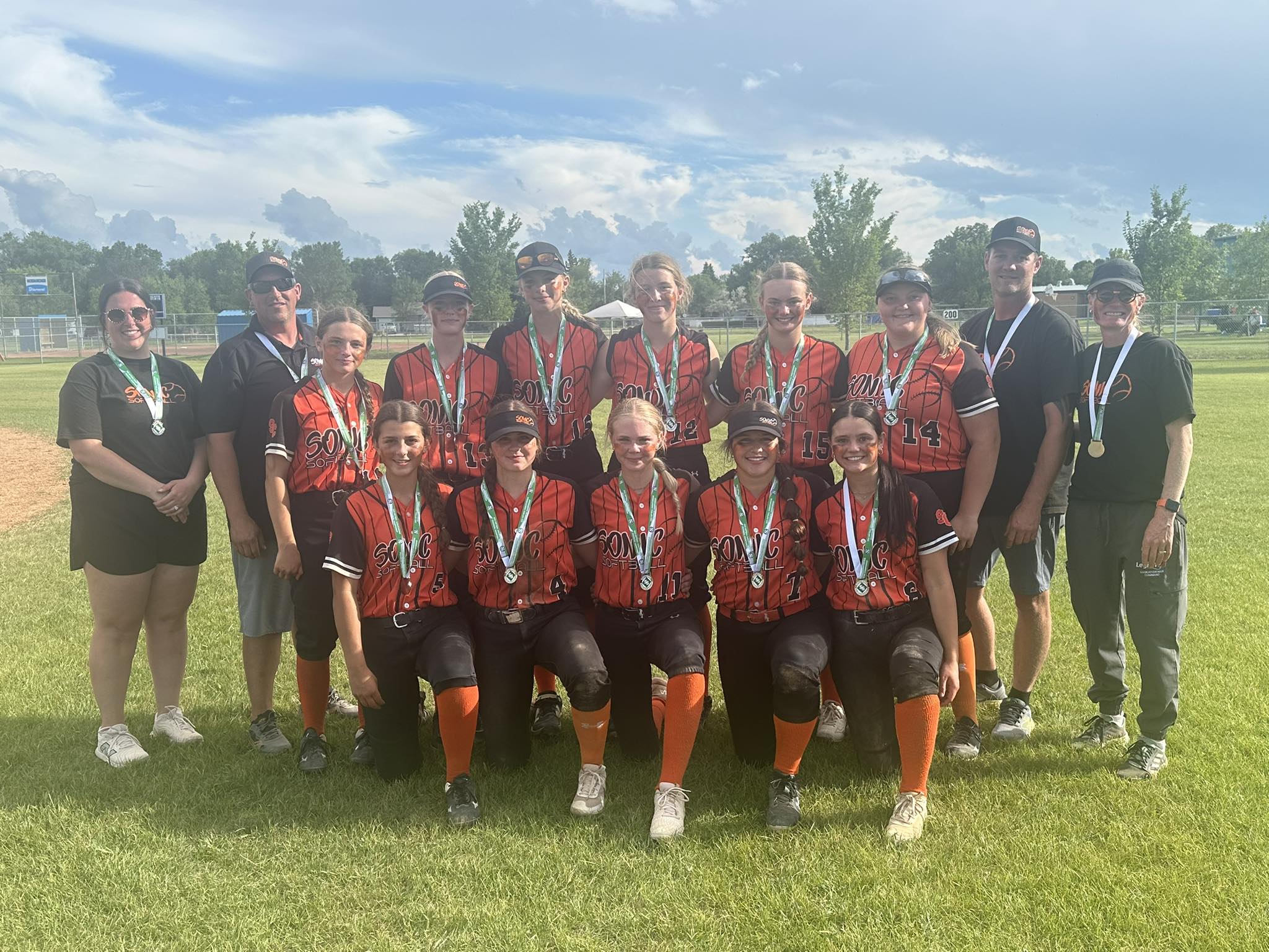 More southwest softball provincial medals - SwiftCurrentOnline.com ...
