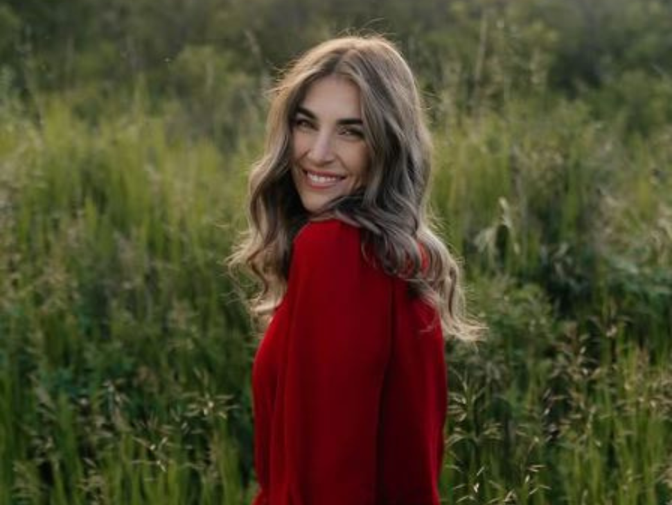 Elenee’s latest music project reflects on God’s faithfulness through ...