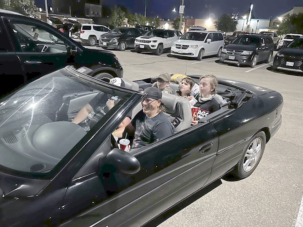 Drive-in fundraiser returns to support PAWS - PortageOnline.com - Local ...