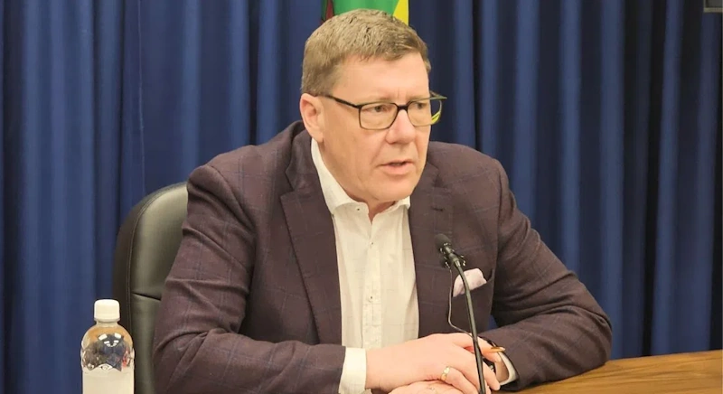 Premier signals broader health-care discussion, negotiations with SEIU ...
