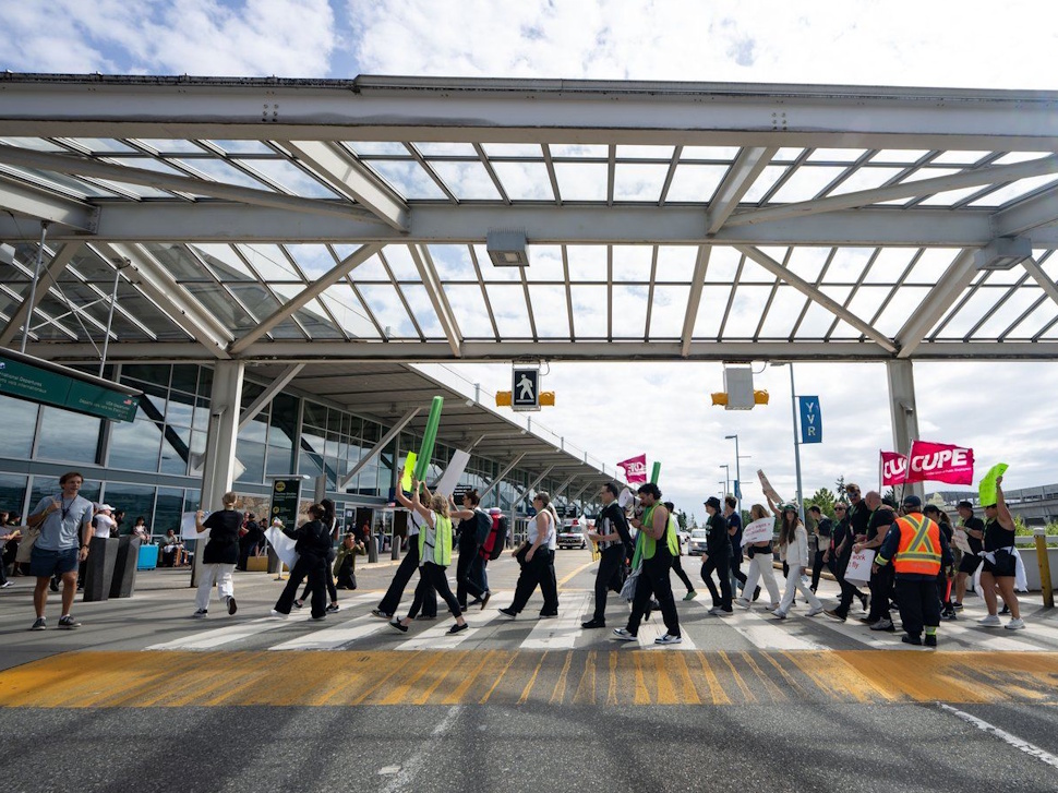 Labour groups pushing back as Air Canada flight attendants' strike ...
