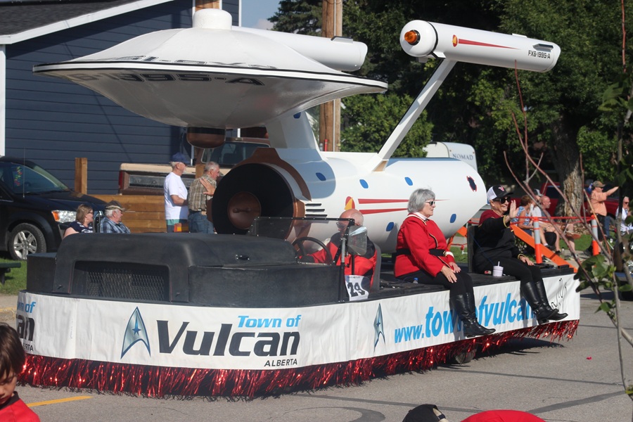 See the floats from the 2025 Strathmore Stampede Parade - StrathmoreNow ...