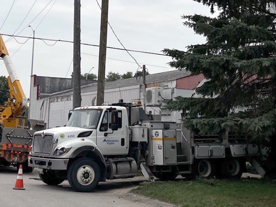 Manitoba Hydro crews working to restore storm outages - PortageOnline ...