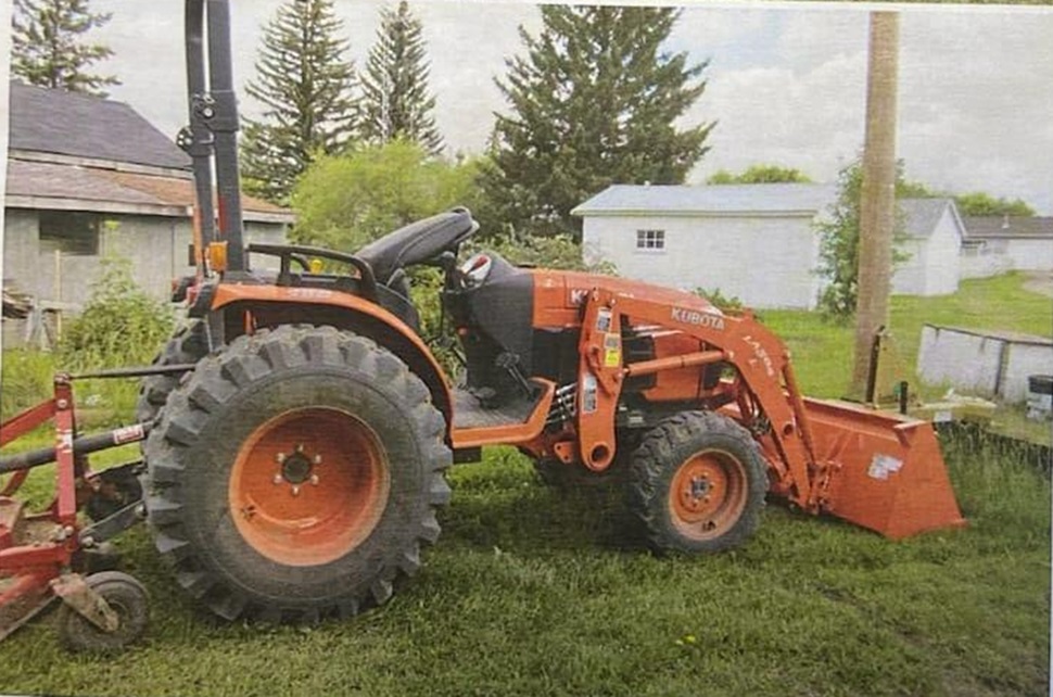Kindersley RCMP seeking tips after theft of trailer and tractor ...