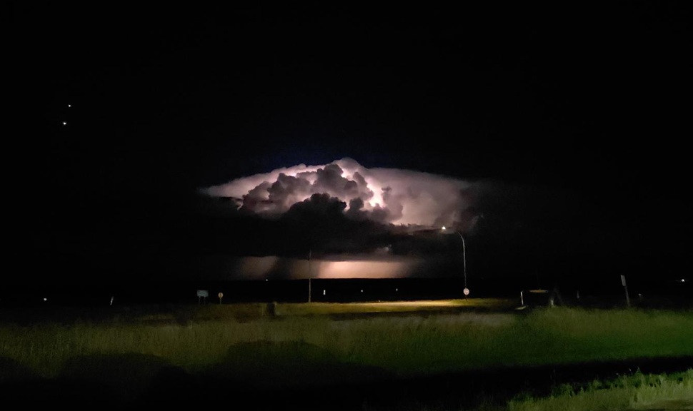 Severe storm approaching Swift Current with warning issued ...