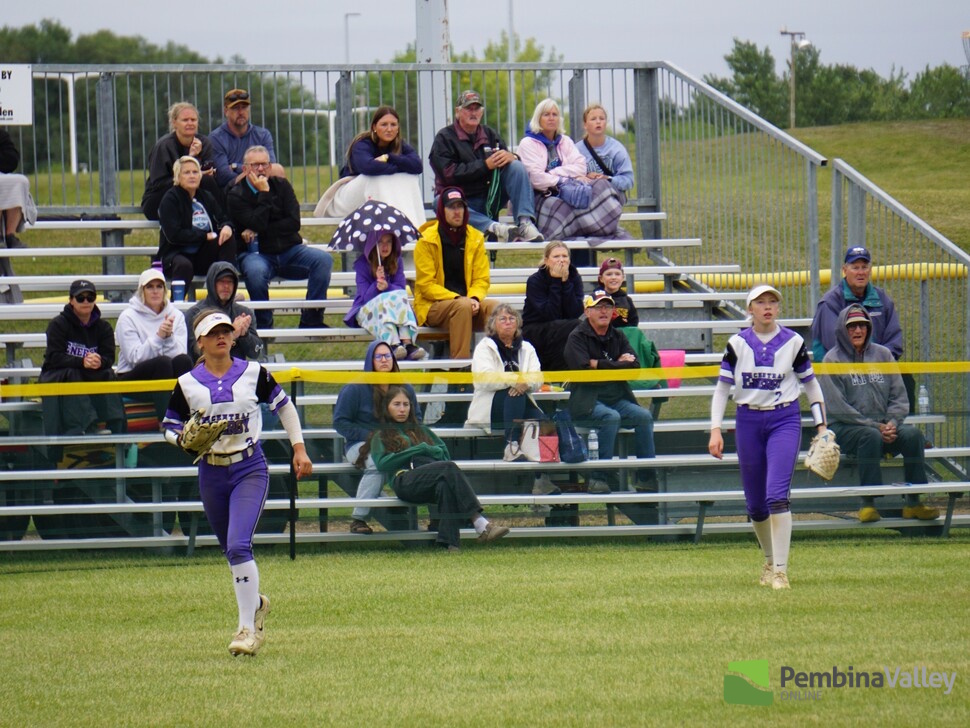 Why not us? U15 Central Energy shines with silver at Canadian Softball ...