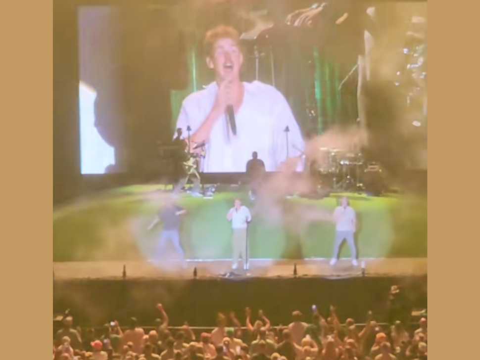 Forrest Frank back on stage and jumping weeks after spinal fracture ...