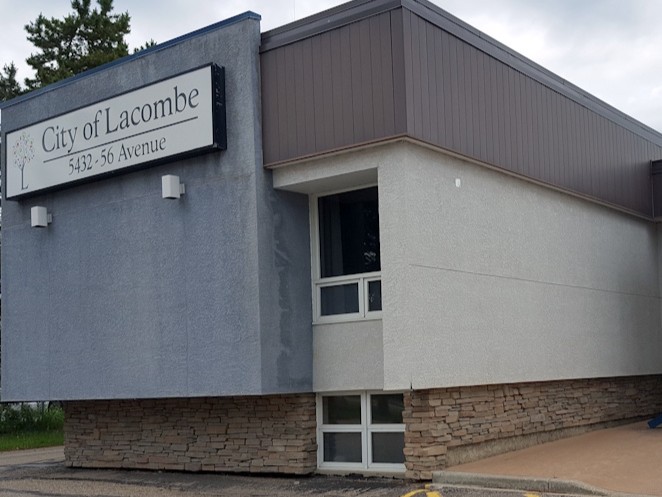 Lacombe to unveil new Indigenous mural at City Hall ...
