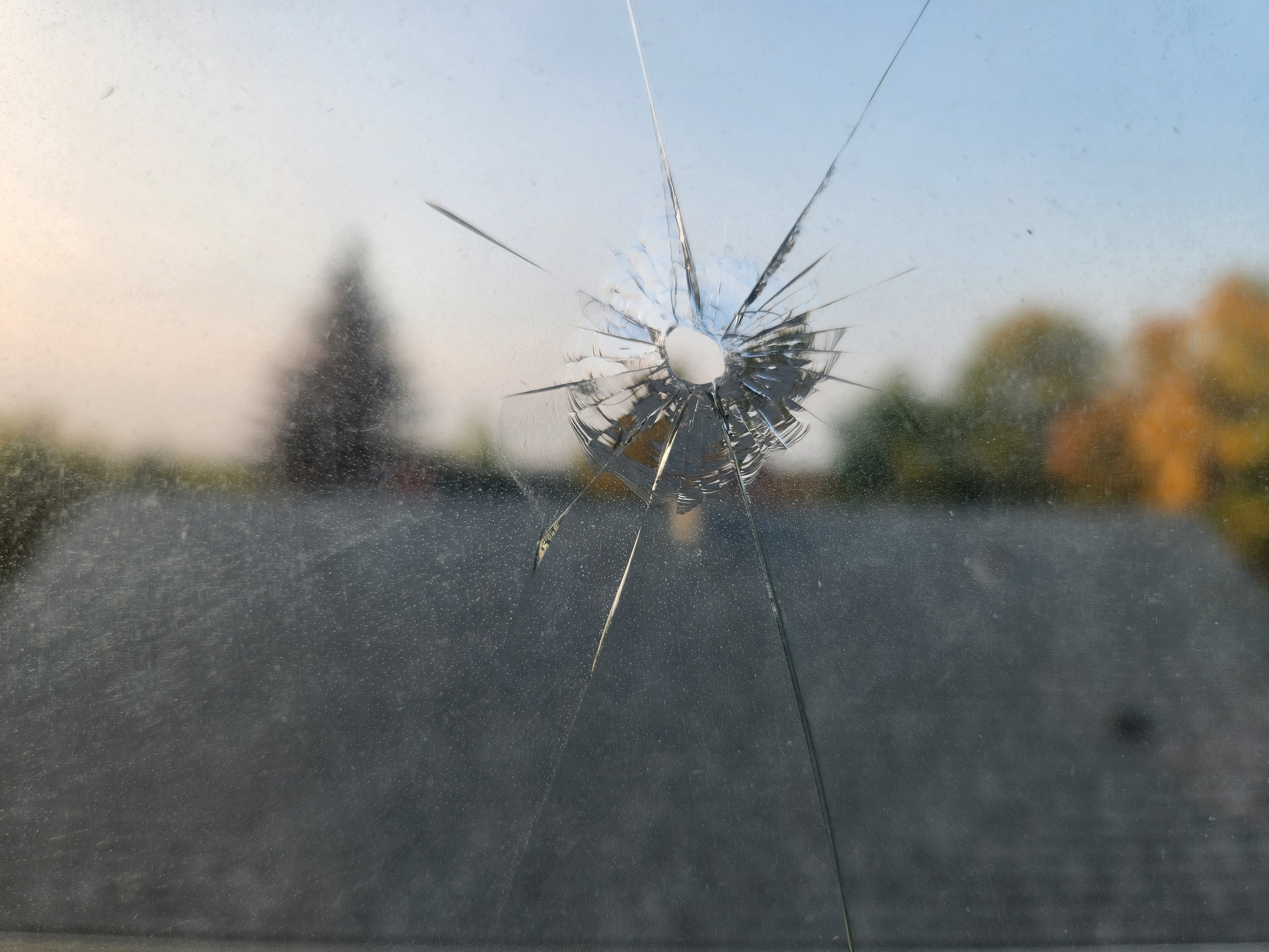RCMP investigating damaged window in Swift Current - SwiftCurrentOnline ...
