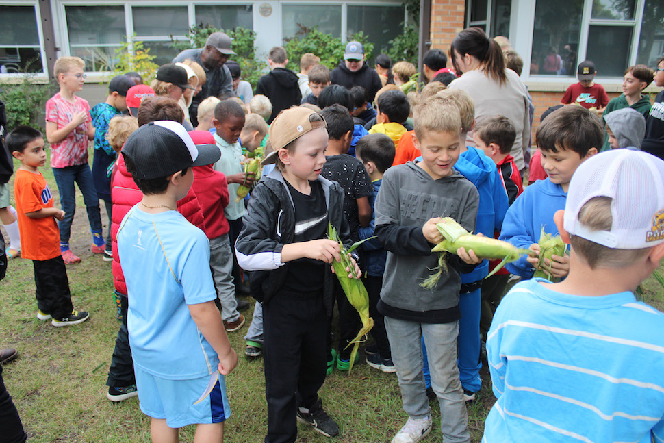 Sacred Heart School celebrates French-Canadian harvest tradition ...