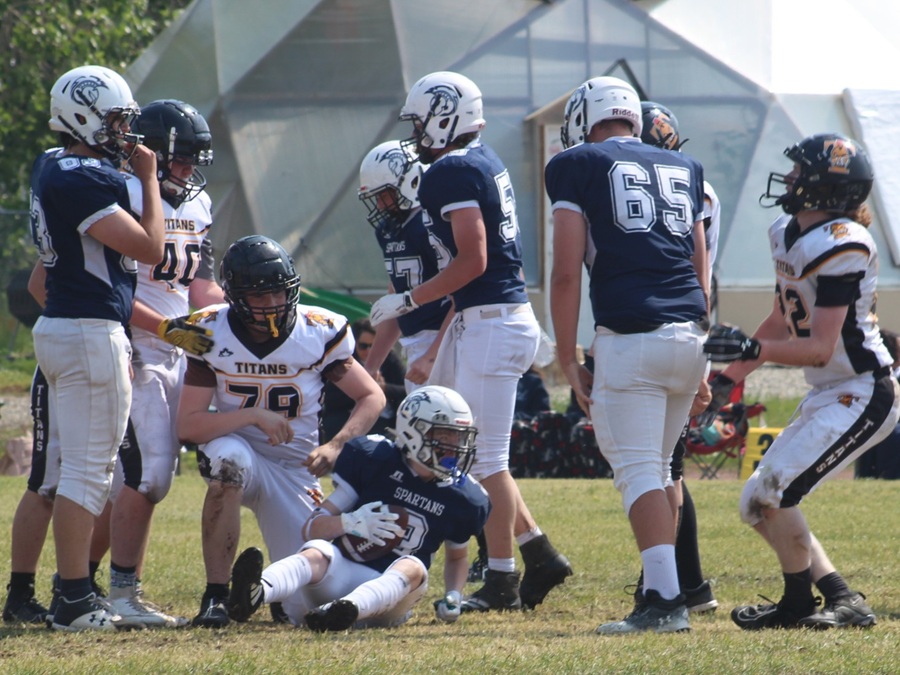Strathmore Spartans achieve tightest victory in years - StrathmoreNow ...