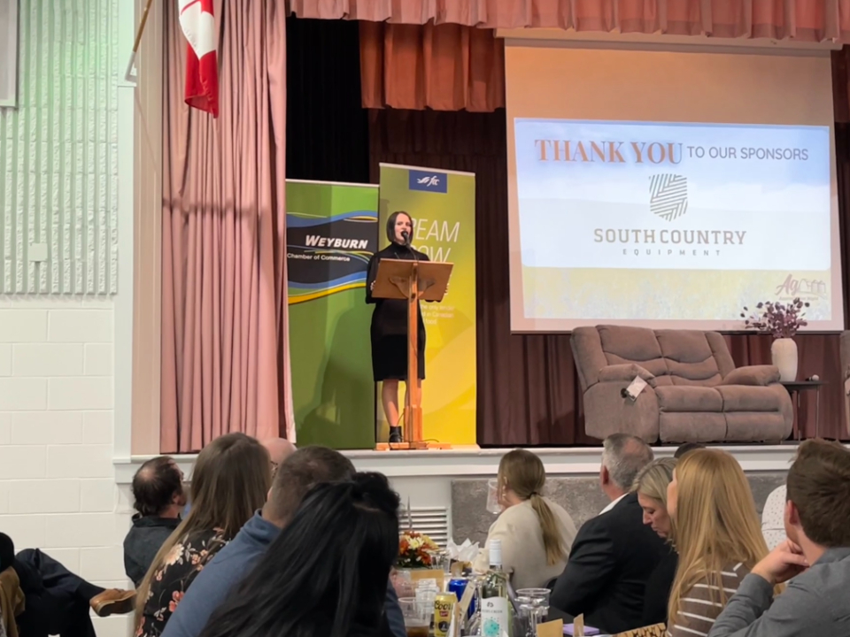 Weyburn Chamber opens nominations for prestigious Golden Sheaf Award ...