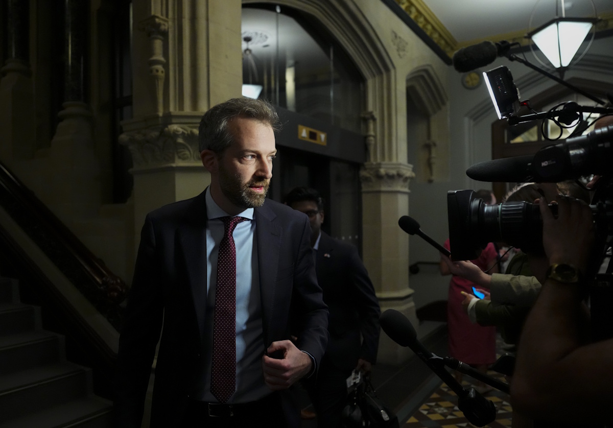 In-office rules for public servants thwarting plan to sell off space ...