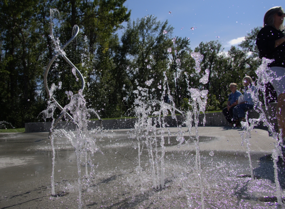 Spray Park season extended in Okotoks - OkotoksOnline.com - Local news ...