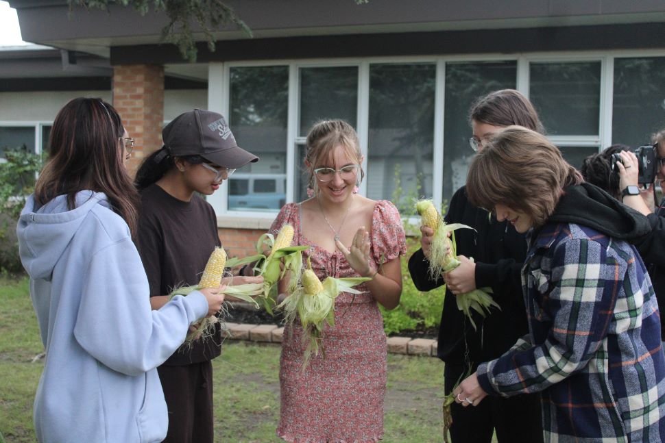 Sacred Heart School celebrates French-Canadian harvest tradition ...