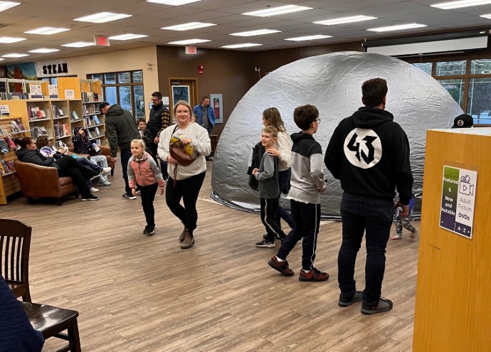 Free stargazing event lights up Cochrane Friday night - CochraneNow ...