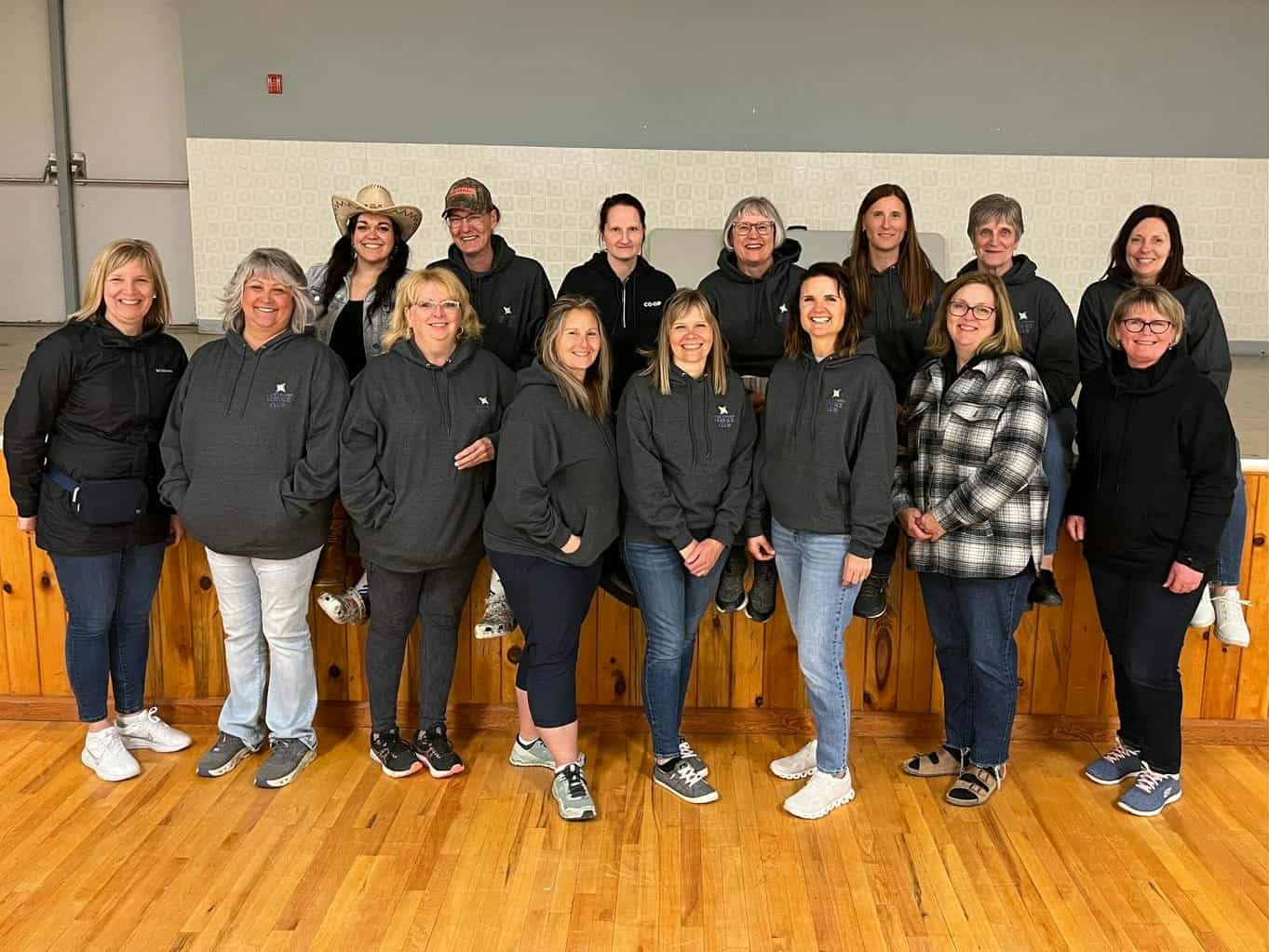 Lake Lenore Service Club hosting Halloween hypnotist and dance ...