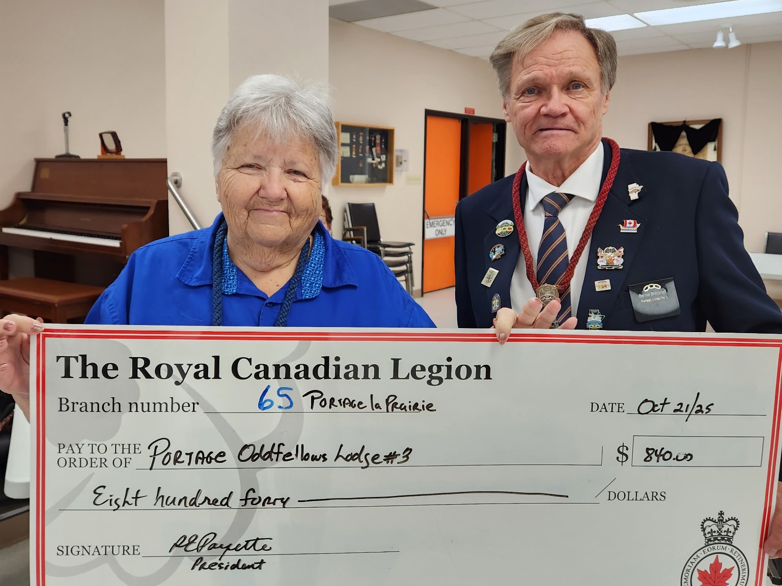 Portage Legion supports Oddfellows Hall with cheque for round tables ...