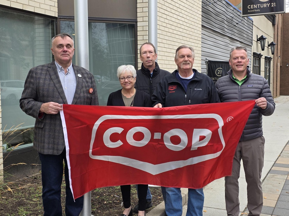 Pioneer Co-op raises Co-op flag at city hall - SwiftCurrentOnline.com ...