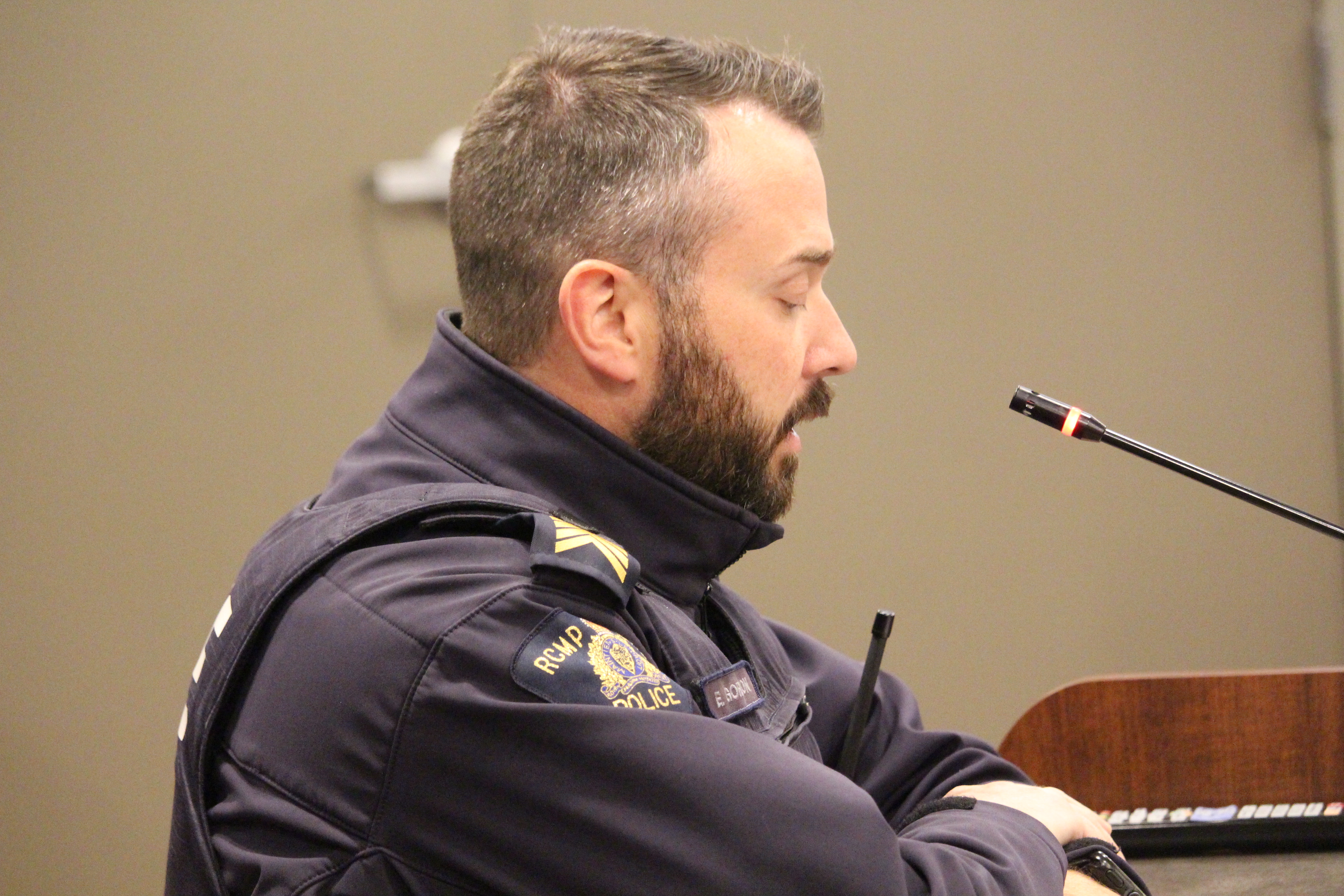 Local officers equipped with innovative body cameras ...