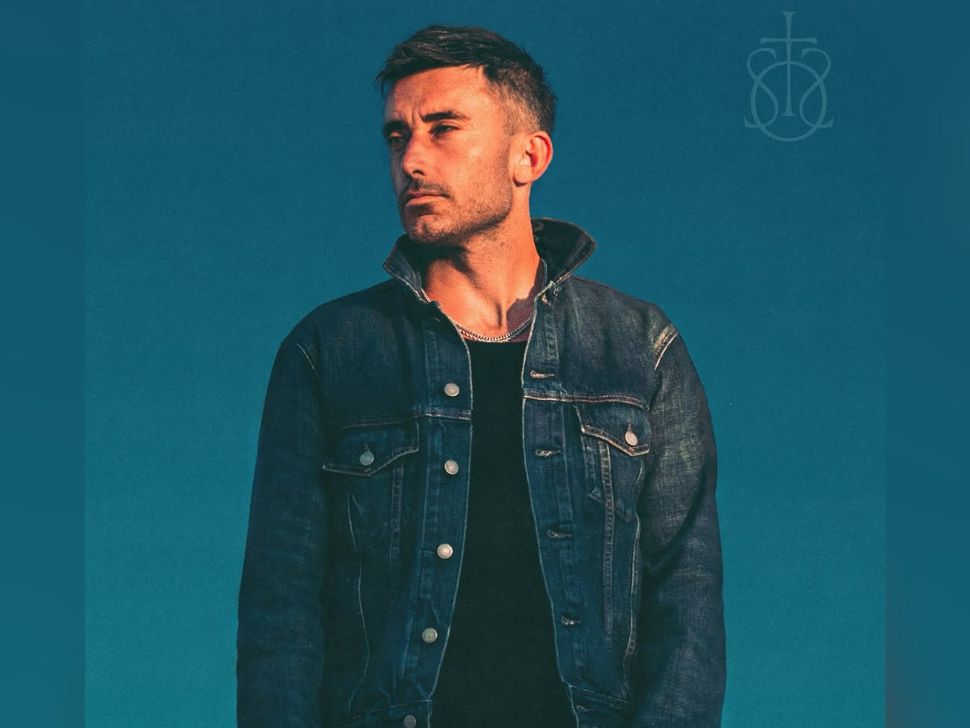 Phil Wickham newest single charting on Billboard's Hot 100 list ...