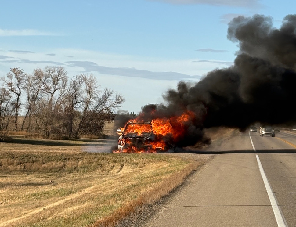 Fire crews battling vehicle fire on Highway 2 - DiscoverMooseJaw.com ...