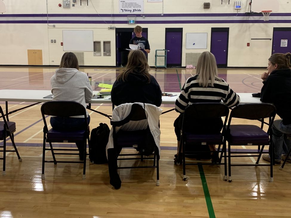 Jukebox musical reimagines classic fairy tales at Vincent Massey in ...