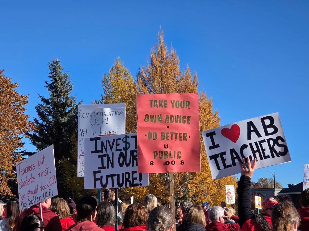 Teachers rally in High River calling for classroom improvements and ...